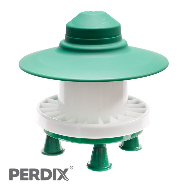 Outdoor 2.5kg Ascot Feeder — Perdix Wildlife Supplies